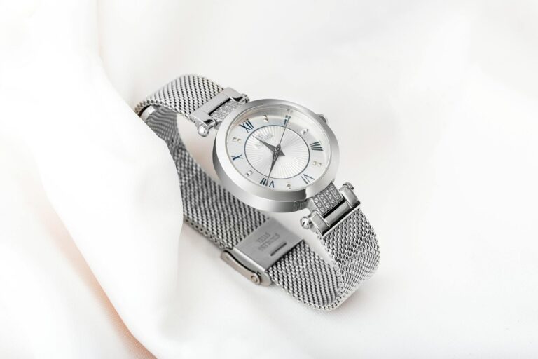 Silver Watch Style Guide: Timeless Elegance in 2026 - Wilton Jewelers